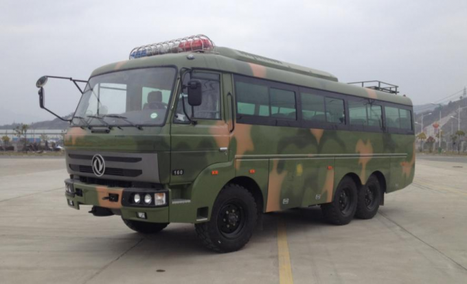 Off Road Tyre Soldiers Transport Bus Military Vehicles Forest 6x6 ...